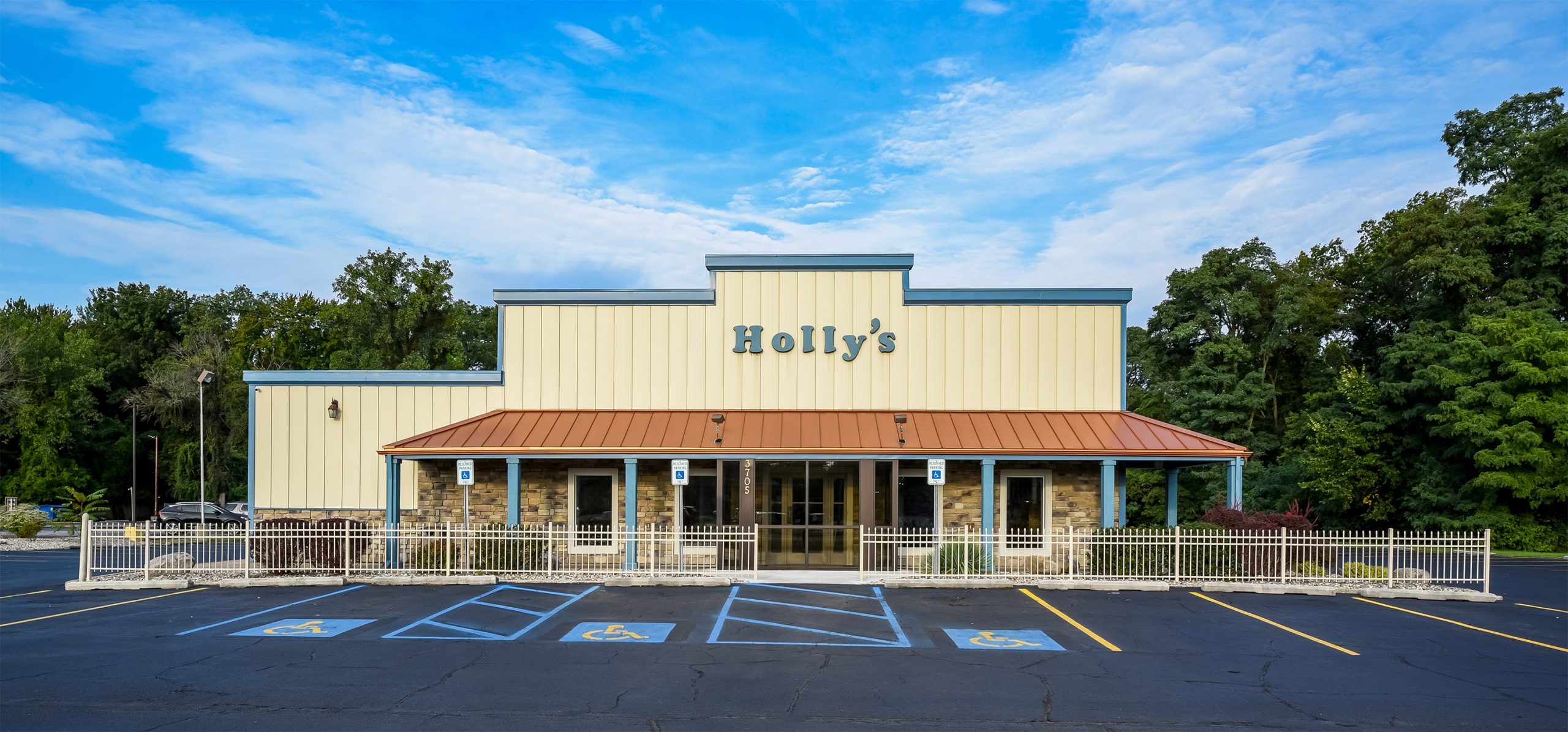 Holly s Restaurant Michigan City Indiana Berneche2 Architecture